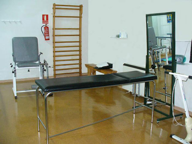 Fisio 2000 S.L. - Boiro - Pablo Iglesias, 17 BAJO-IZDA | FISIOTERAPEUTAS Páginas Amarillas